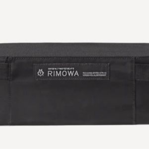 RIMOWA | Accessories | New Rimowa Packing Cube M | Poshmark